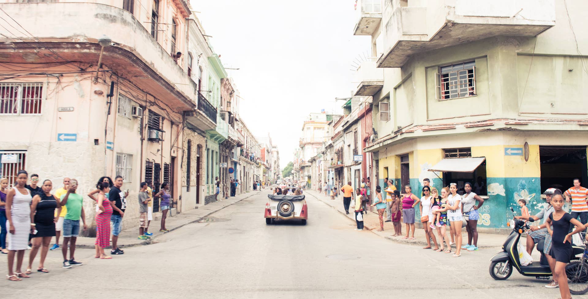Chanel Sets Havana As A Picturesque Scene For Its Caribbean-Infused ...