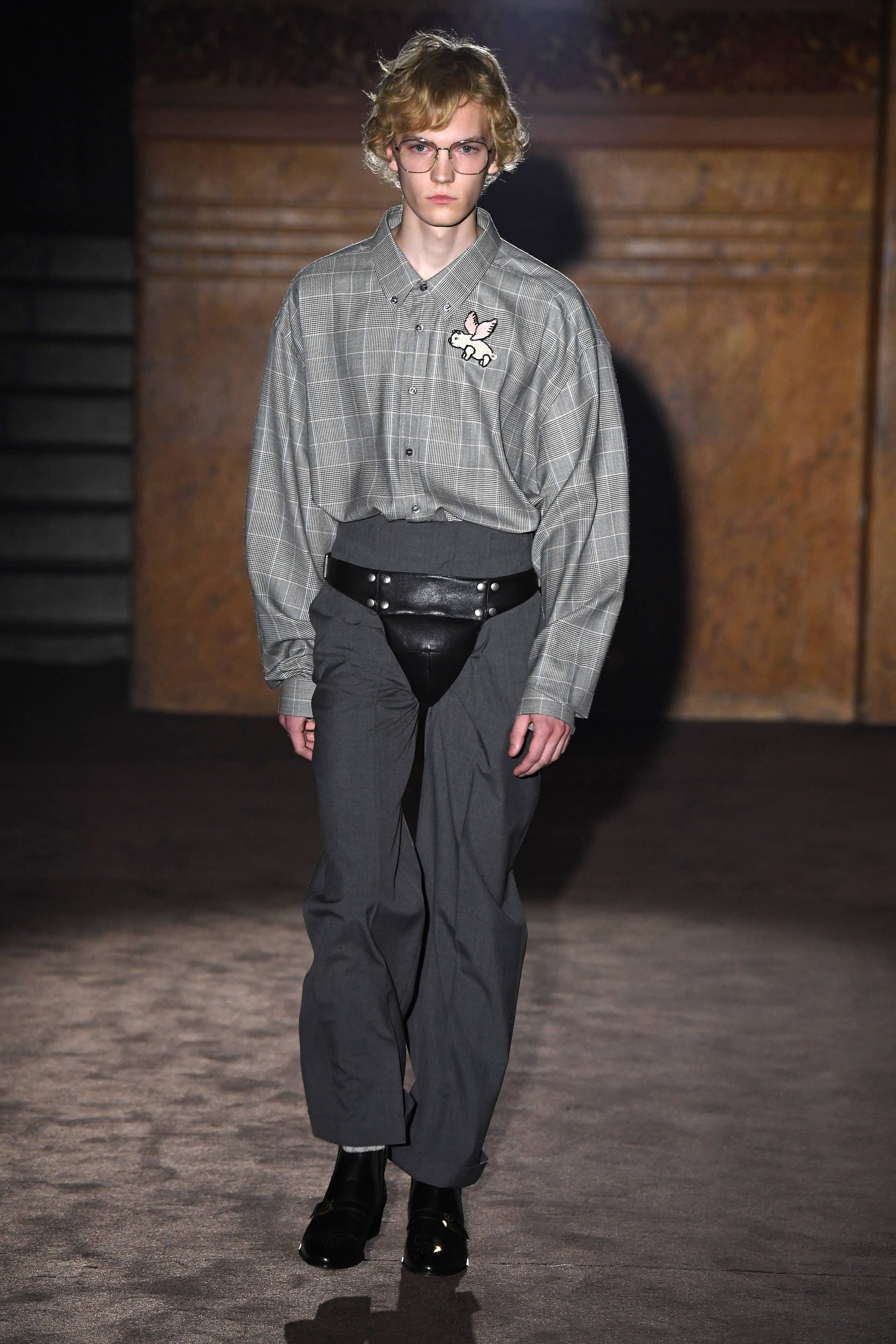 Gucci Takes Over the Historic Le Palace Theatre With a Literal Show for ...