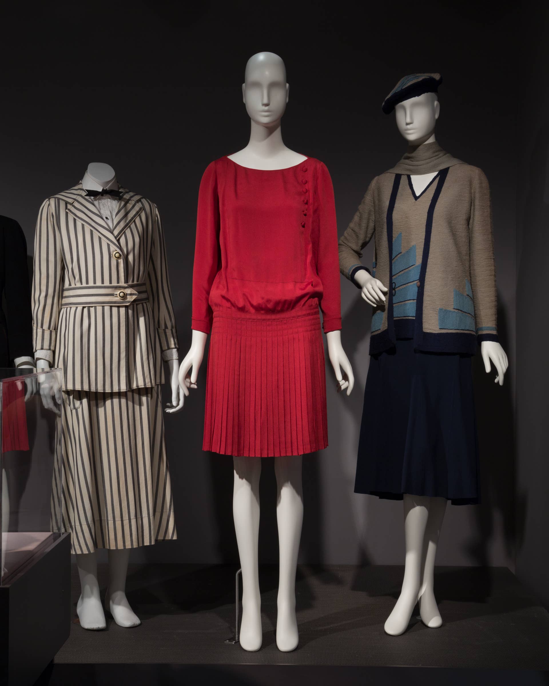 FIT Museum's New Exhibit Explores the Back-and-Forth Between Minimalism ...