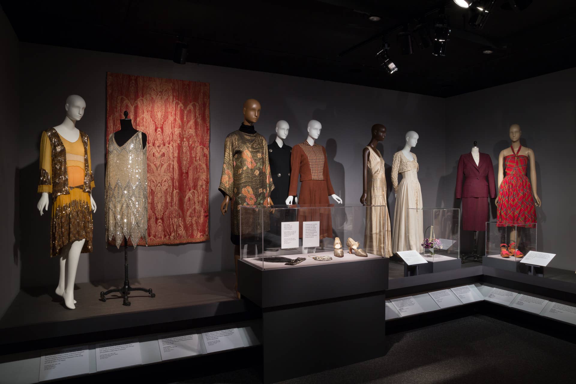 FIT Museum's New Exhibit Explores the Back-and-Forth Between Minimalism ...