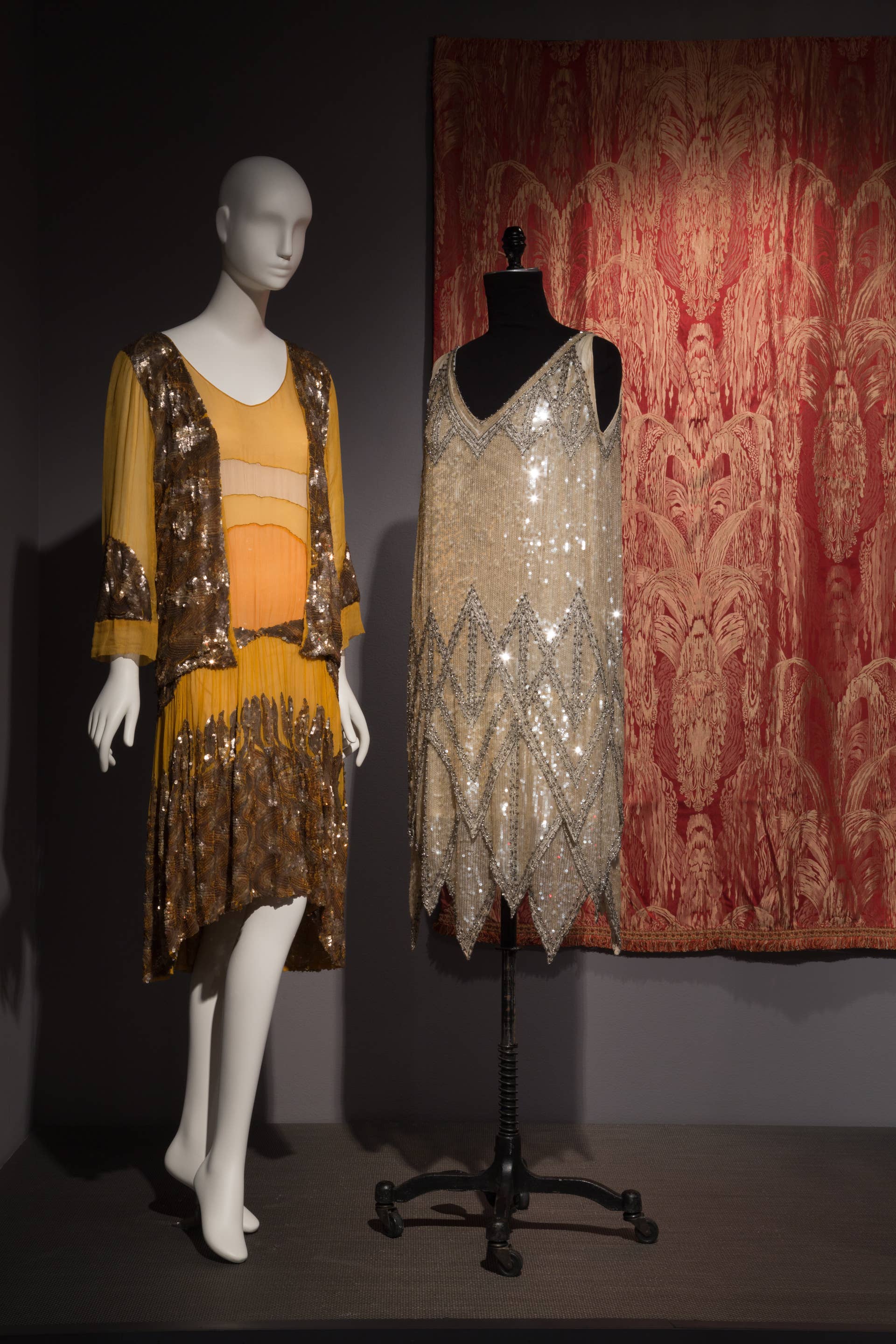 FIT Museum's New Exhibit Explores the Back-and-Forth Between Minimalism ...