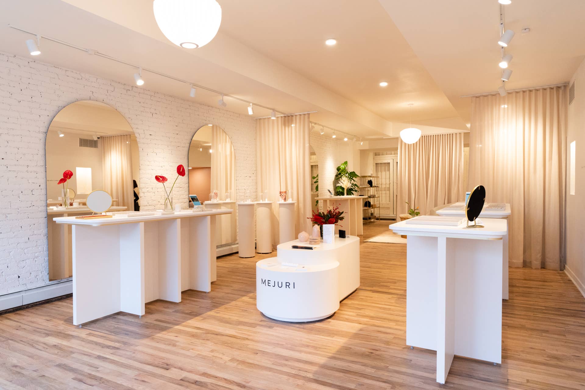 What's Next in the Evolution of the Mall Piercing? - Fashionista