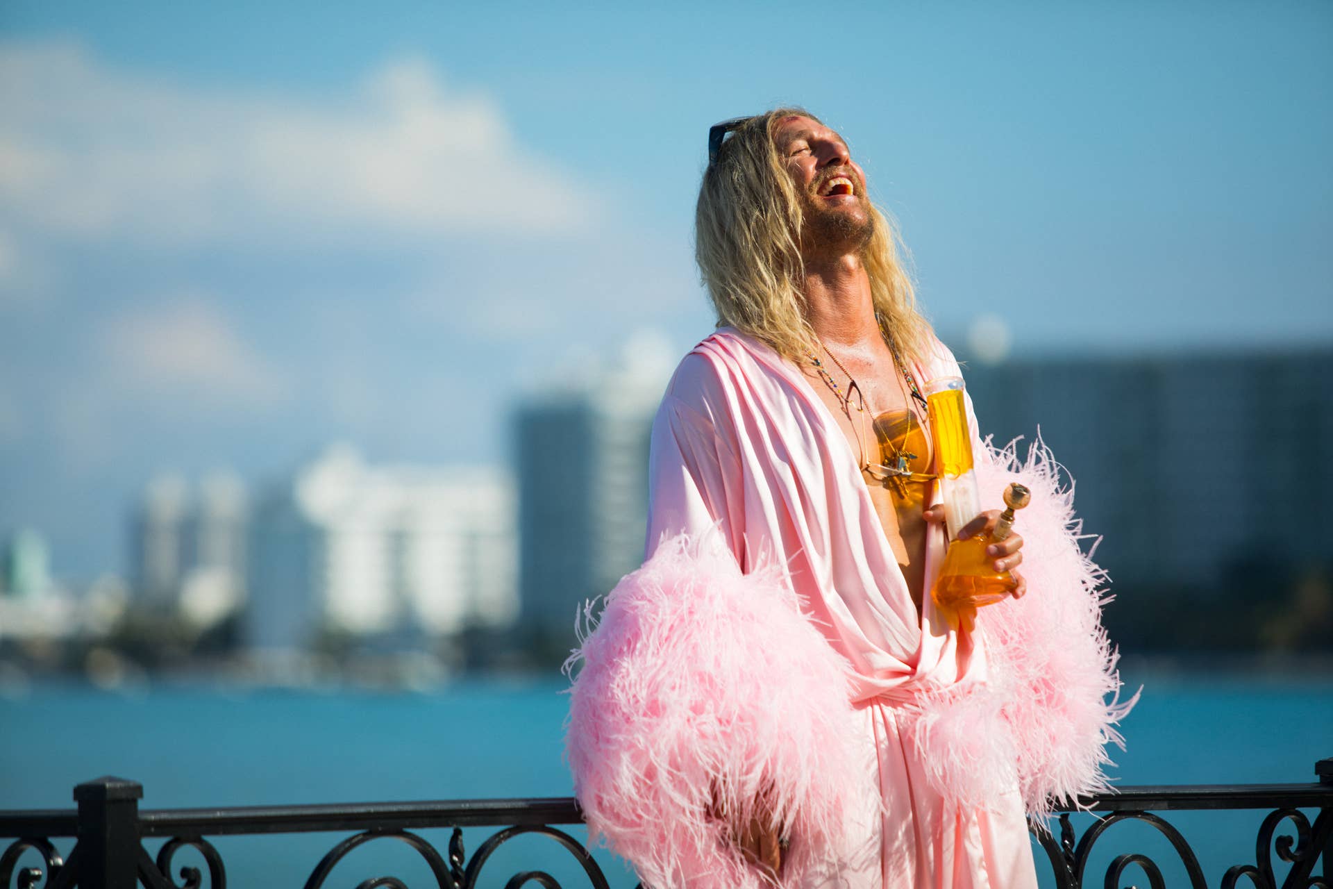 Matthew McConaughey Wears Custom Two-Piece Sets as Florida Man Moondog ...