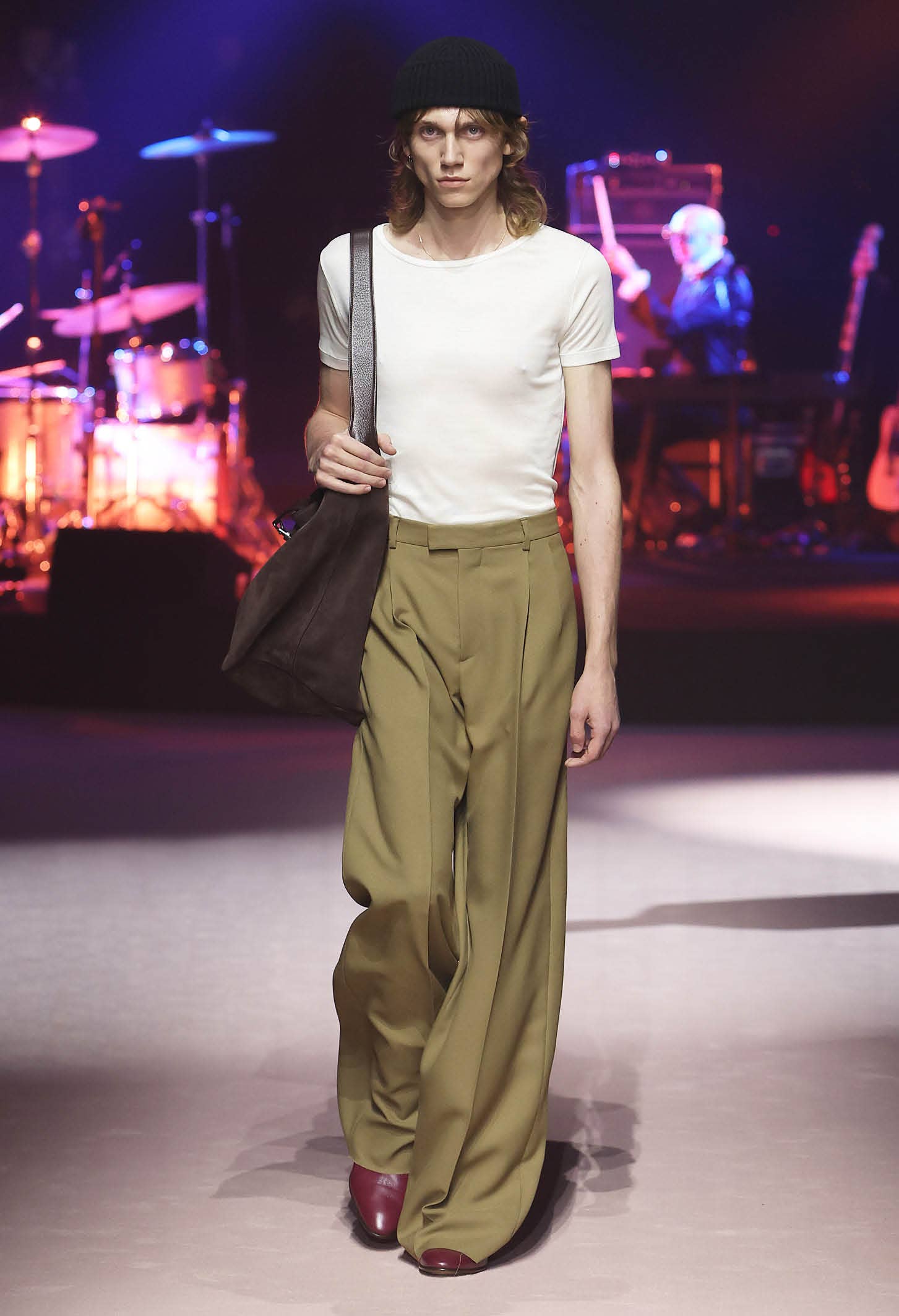 Gucci Bids Maximalism Adieu in First Collection Post-Alessandro Michele ...