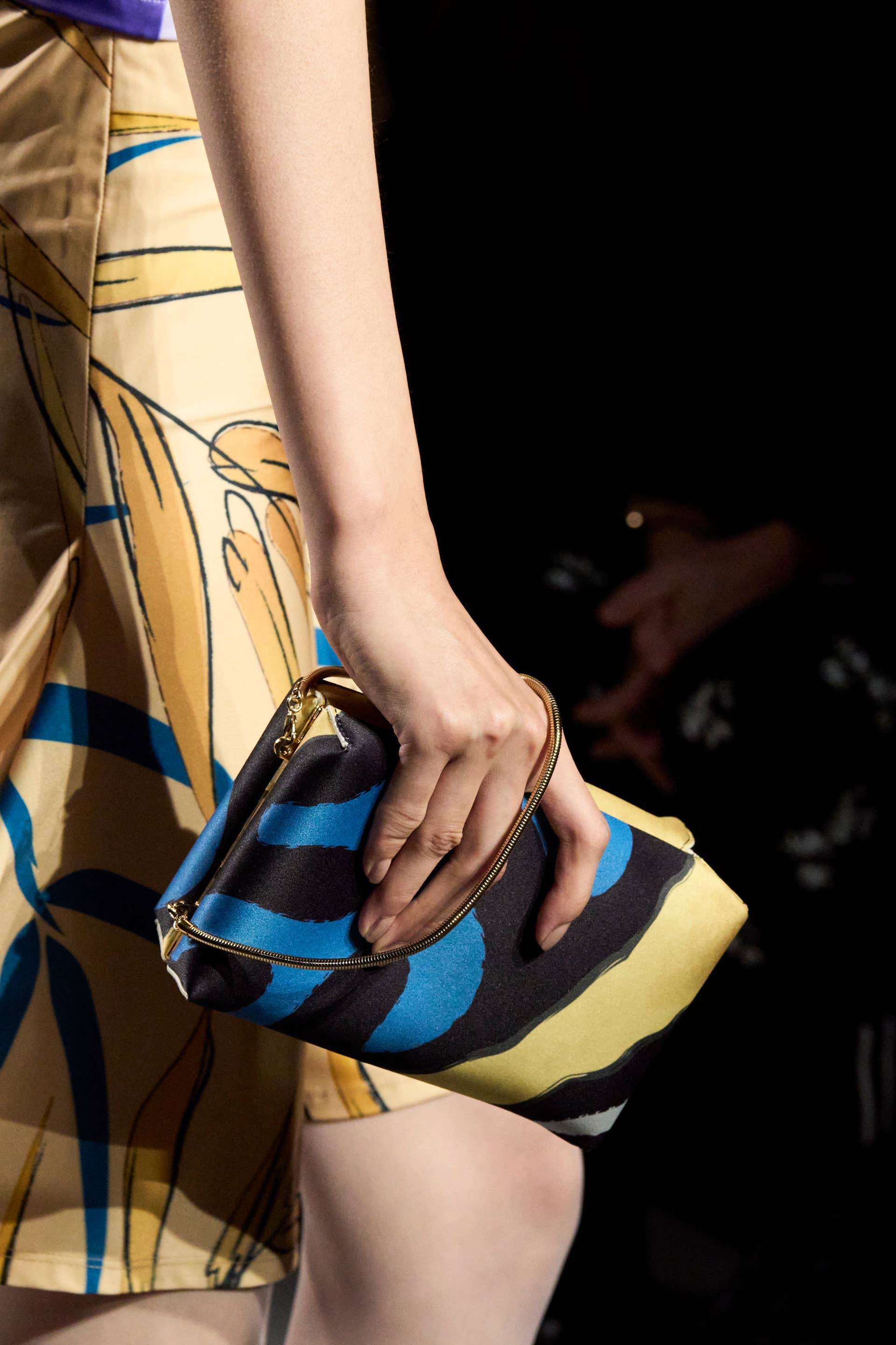 The 18 Best Bags From London Fashion Week Fall 2023 - Fashionista