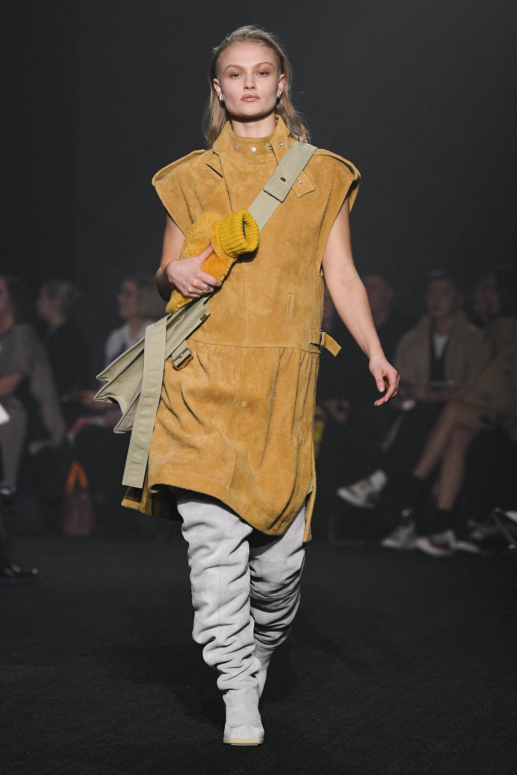 Burberry Fall 2023 - First Collection by Daniel Lee - Fashionista