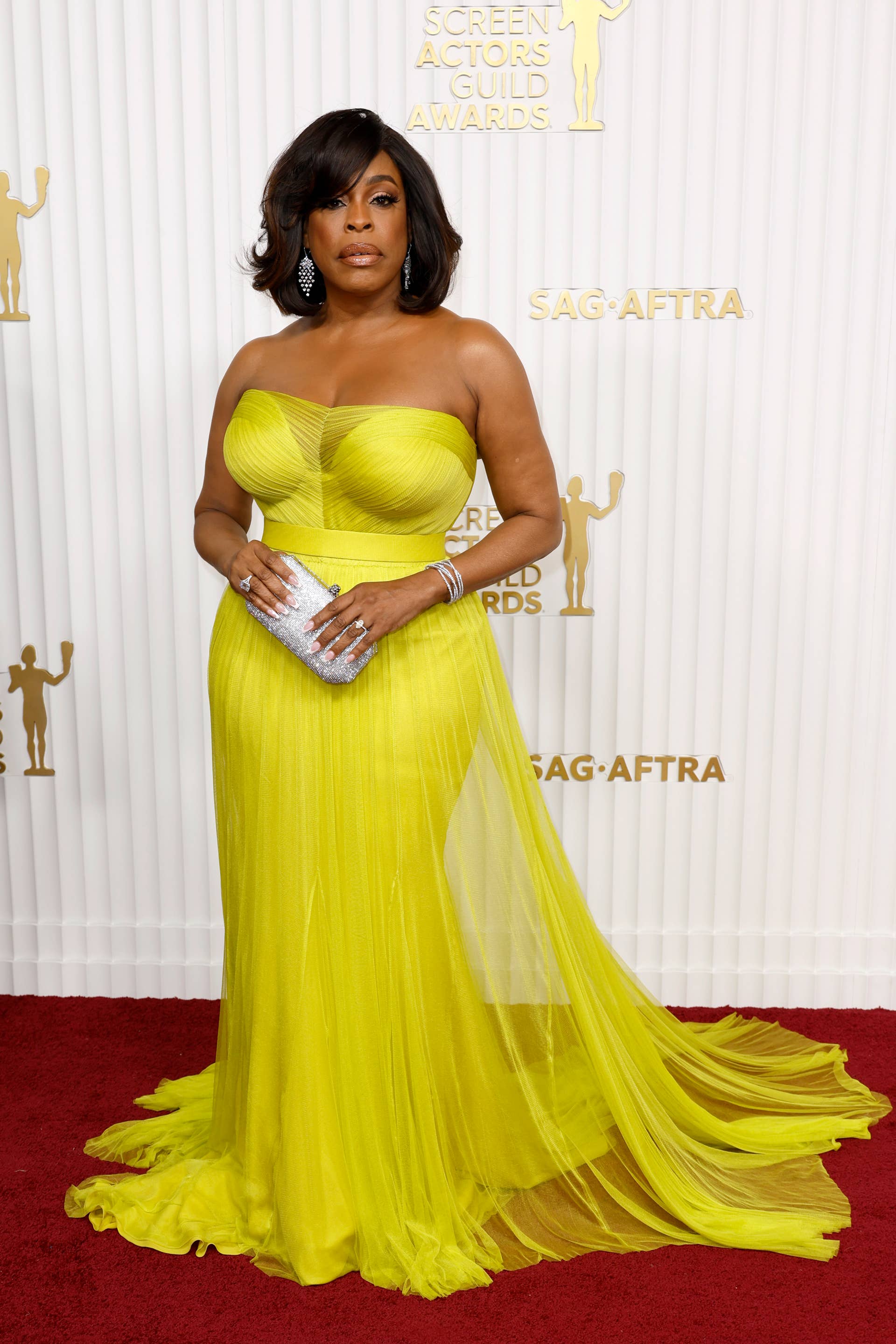 The Best Dressed Celebrities from the SAG Awards 2023 Red Carpet ...