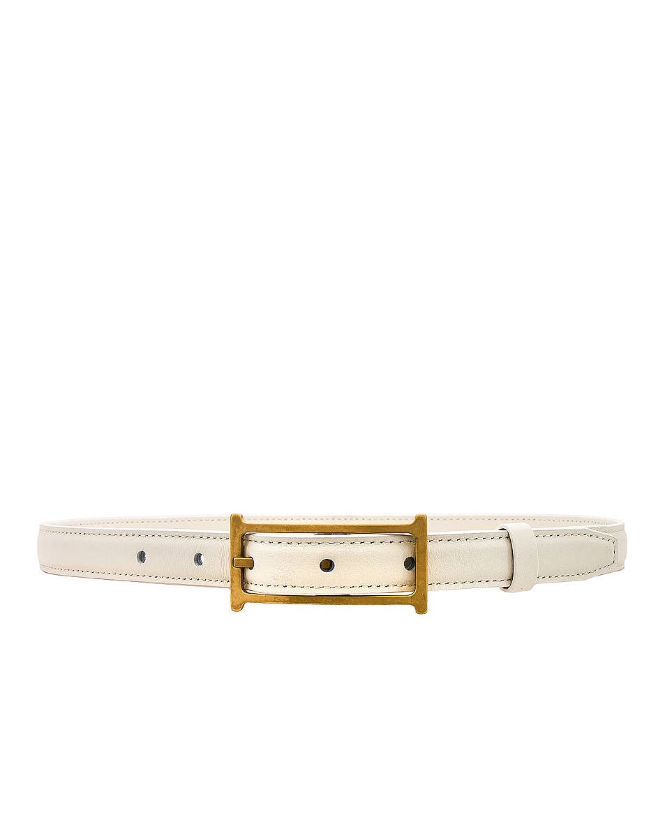 27 Minimalist Belts for Everyday Practicality - Fashionista