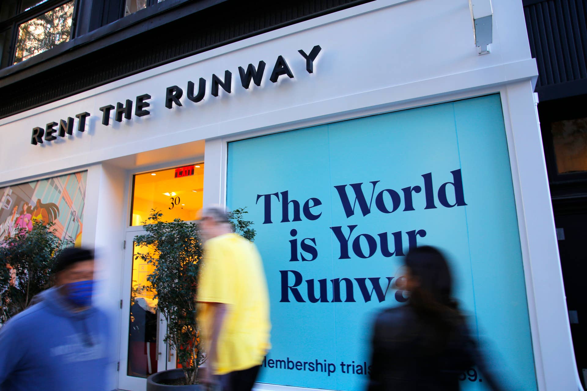 Must Read: Fashion Rental Aims For 2024 Profitability, 'The Wall Street ...