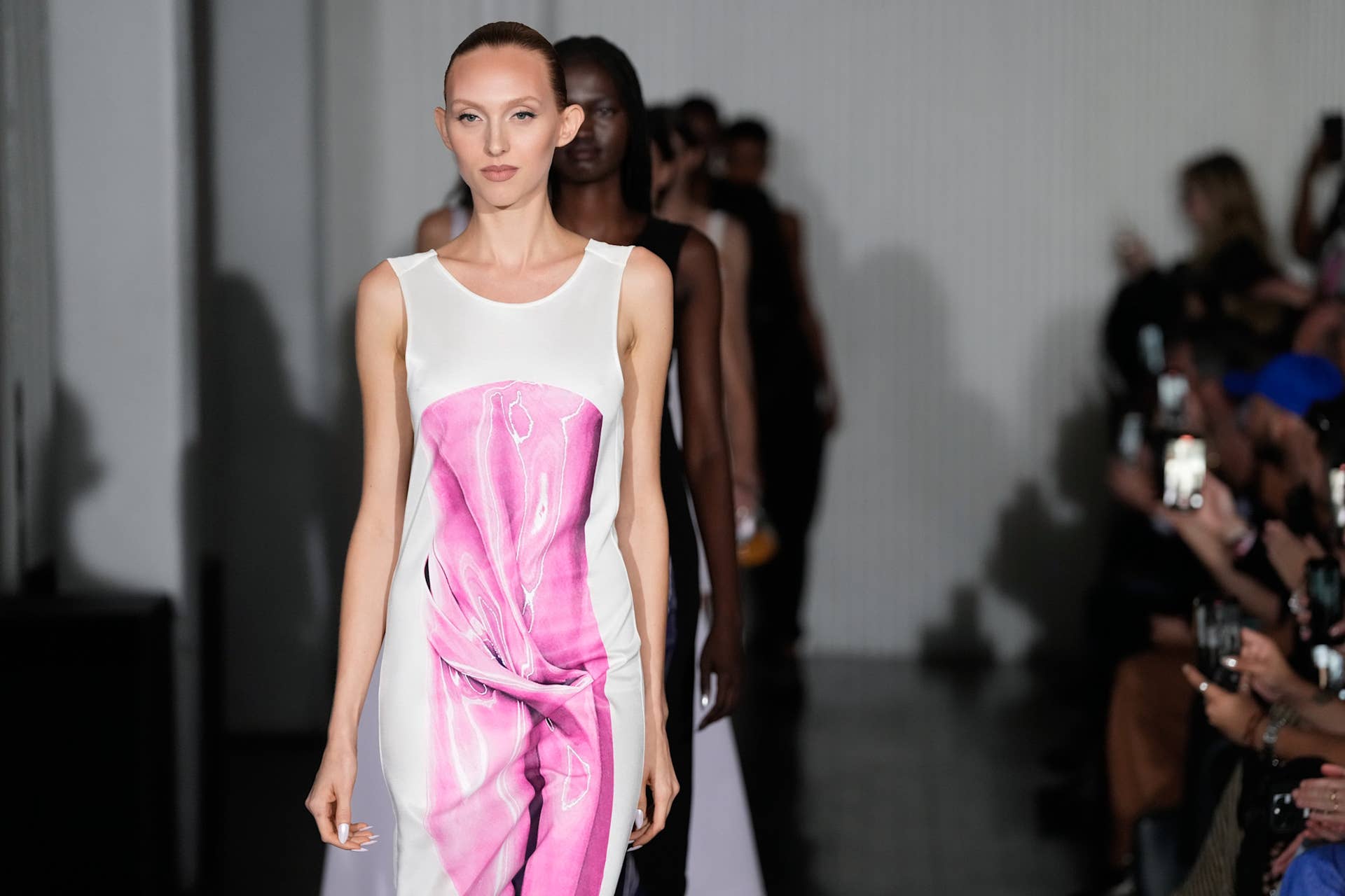 Kate Barton Channeled a Viral Bag Into a Goldfish Sponsorship for Her ...