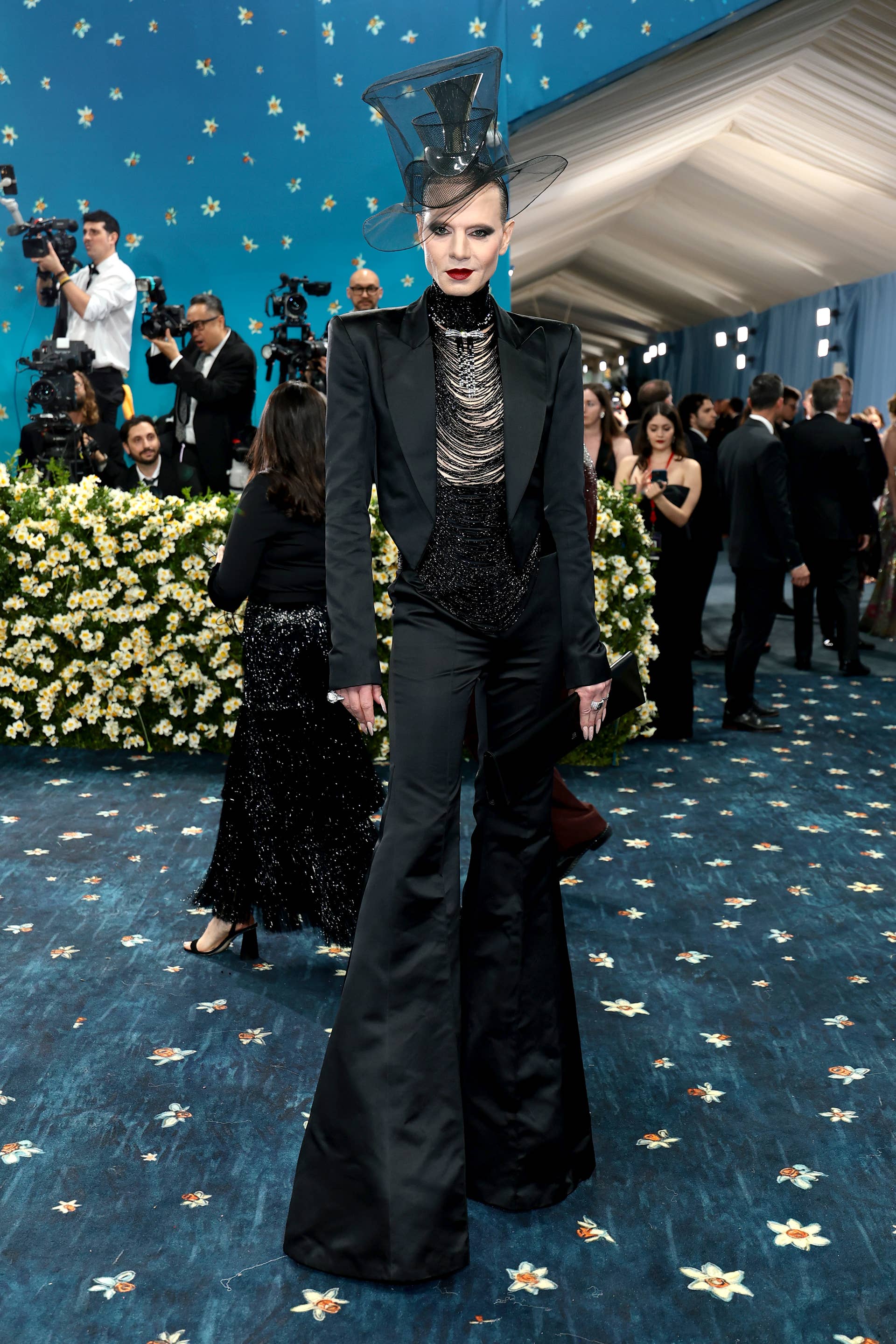 See Every Look from the 2025 Met Gala Red Carpet - Fashionista