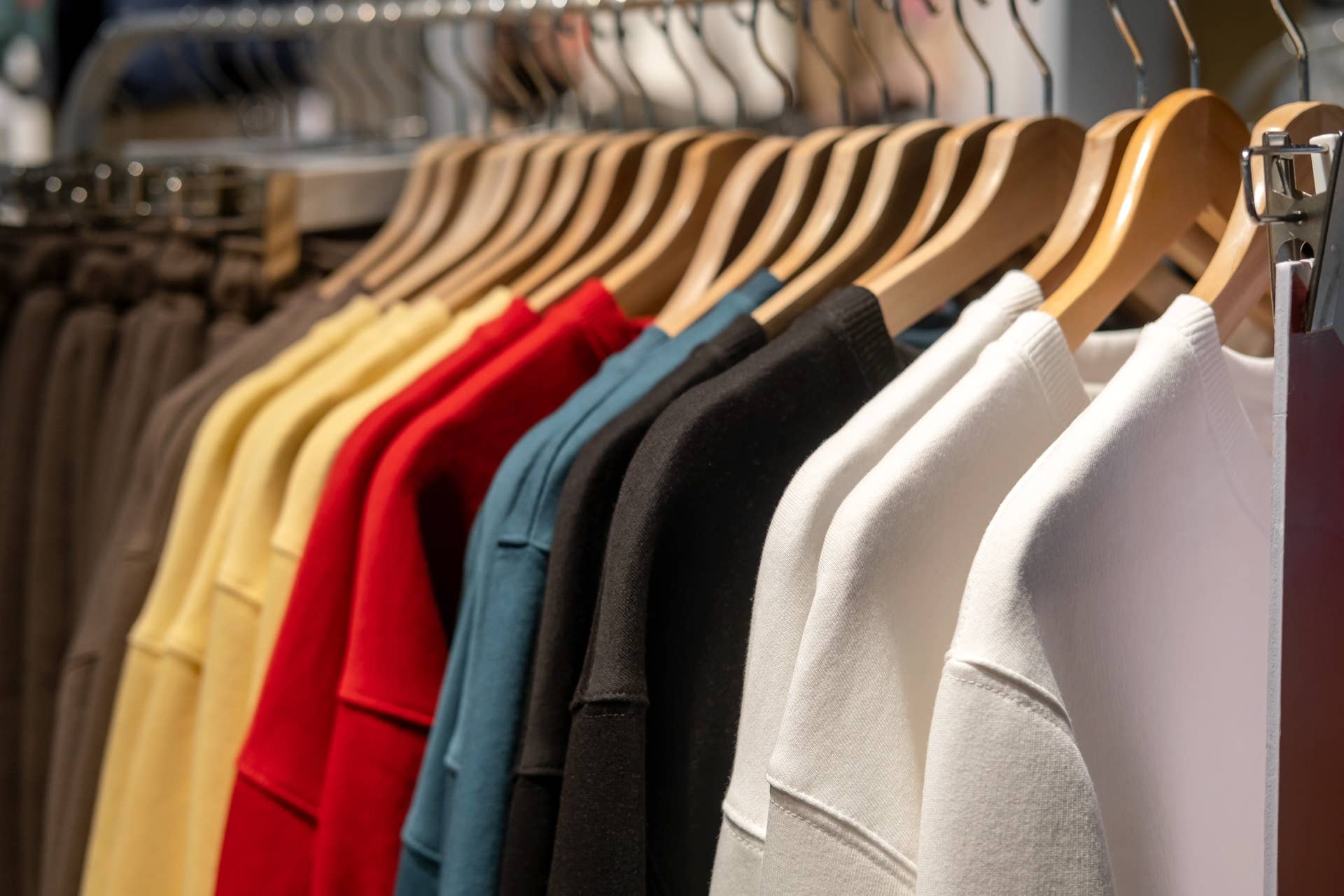 Can AI Solve Fashion's Excess Inventory Problems? - Fashionista
