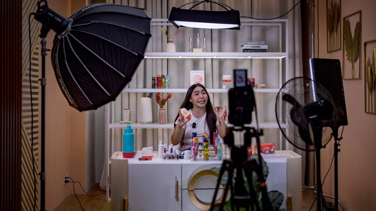 Livestreams Set to Shape the Next Era of Beauty Shopping - Fashionista