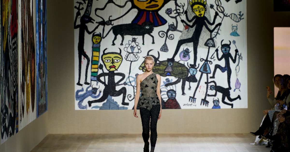 Dior Spring 2022 Haute Couture Is All About the Human Touch - Fashionista