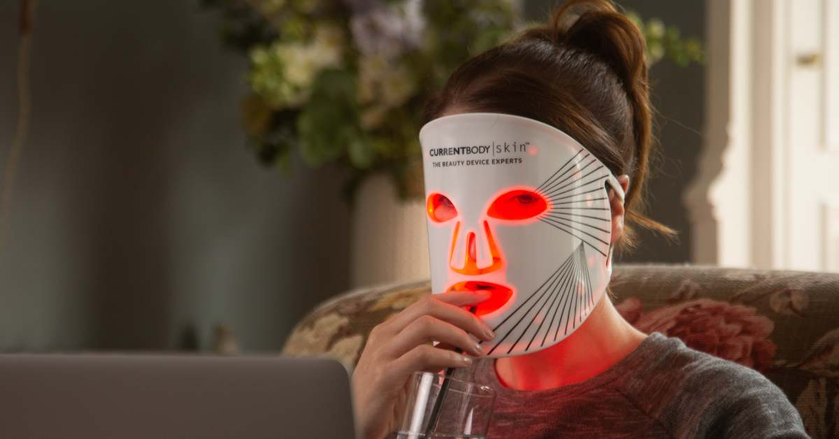 Why A-Listers Trust This LED Anti-Aging Mask - Fashionista