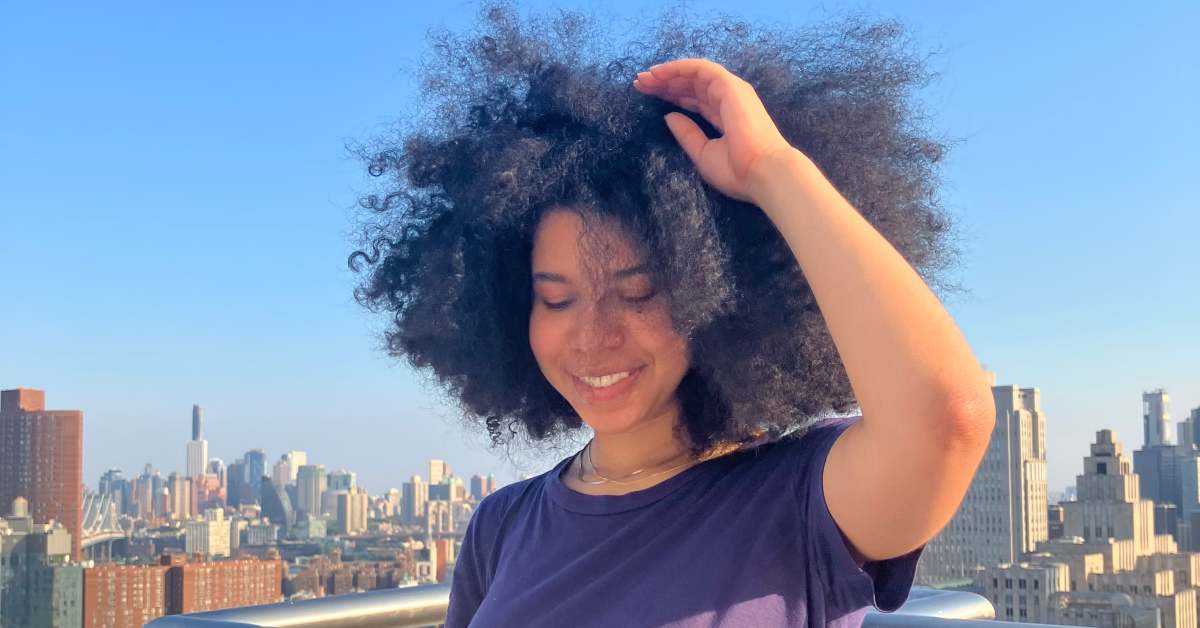 Hi Fashionista! I'm Andrea - Fashionista