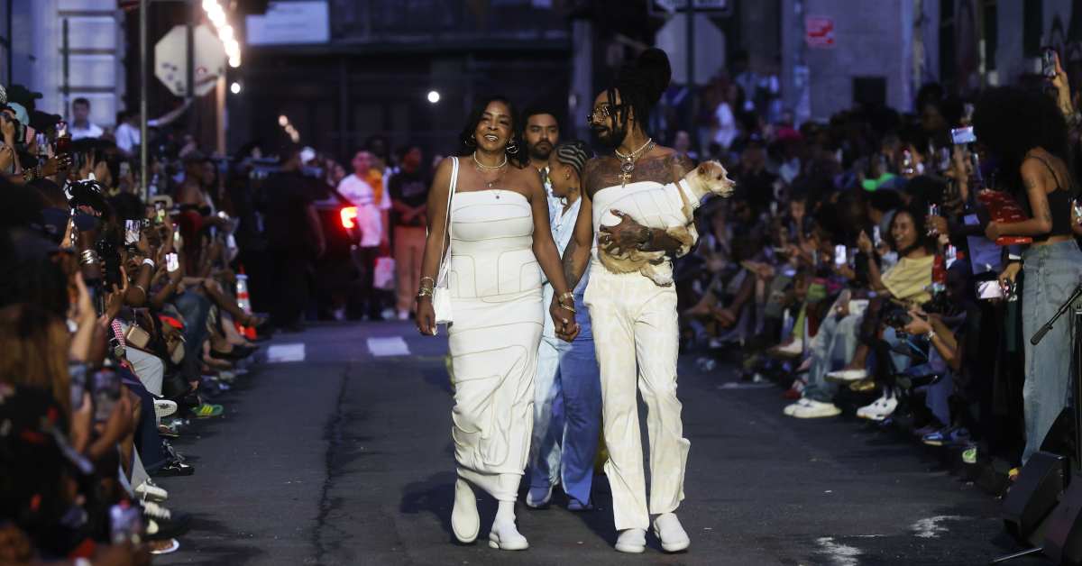 Telfar's 20th Anniversary Show was a Love Letter to Community - Fashionista