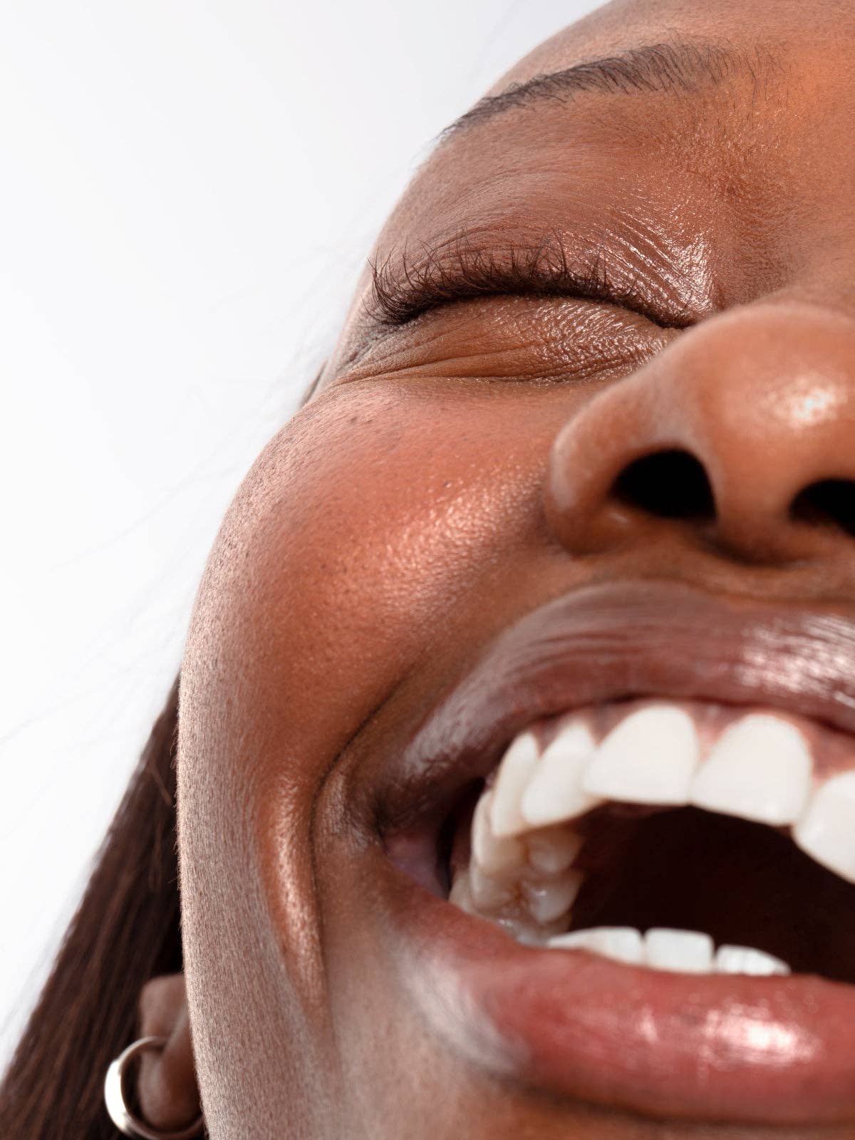 Brown Mascara Is the No-Makeup Makeup That's Having a Moment Right Now ...