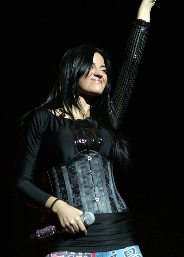 How RBD Is Bringing Back — and Updating — 'Rebelde' Style on Tour ...