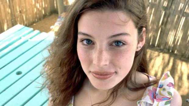 How to Get Megan Draper's '60s Hair from 'Mad Men' - Fashionista