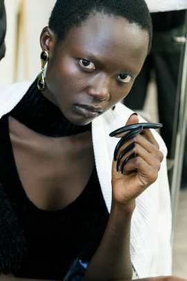 The 64 Best Beauty Looks From Paris Fashion Week - Fashionista