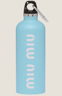 7 Outfit Ideas For Every Kind of Vacation - Fashionista