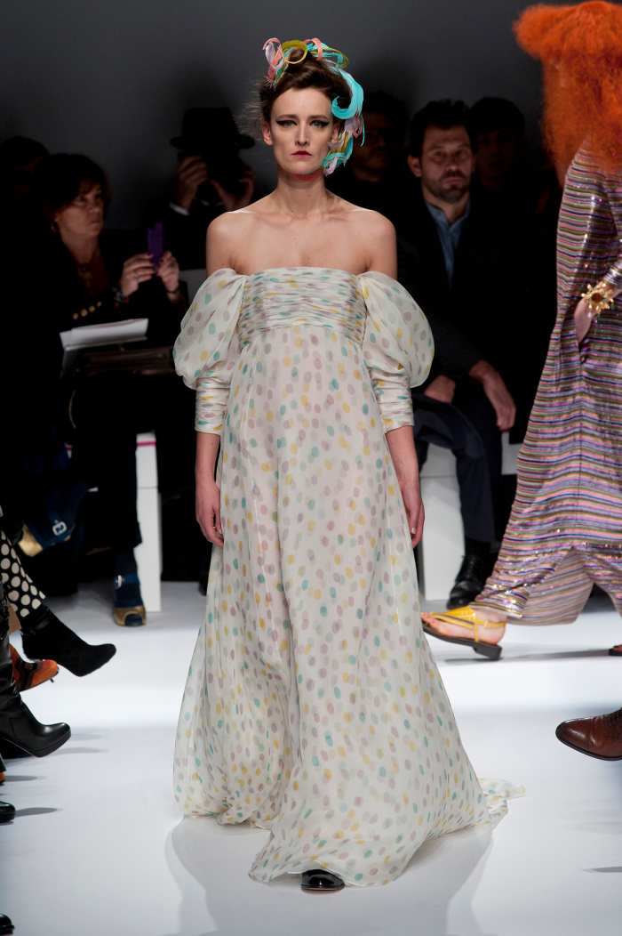 Report: Schiaparelli May Hire Its Next Creative Director From Valentino ...