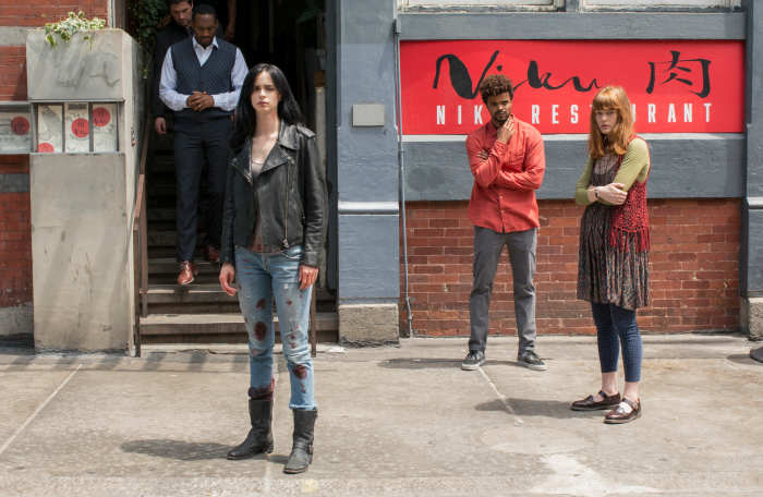 There Are No Superhero Costumes to Be Found in 'Jessica Jones,' Netflix ...