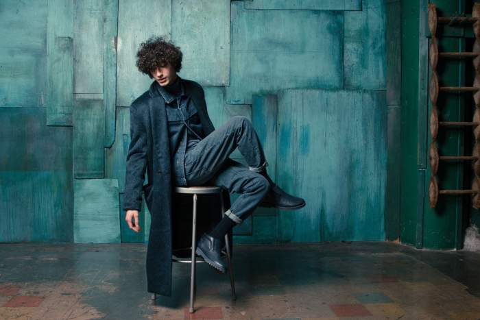 What Goes Into Prepping for a Menswear Show? Perry Ellis's Creative ...