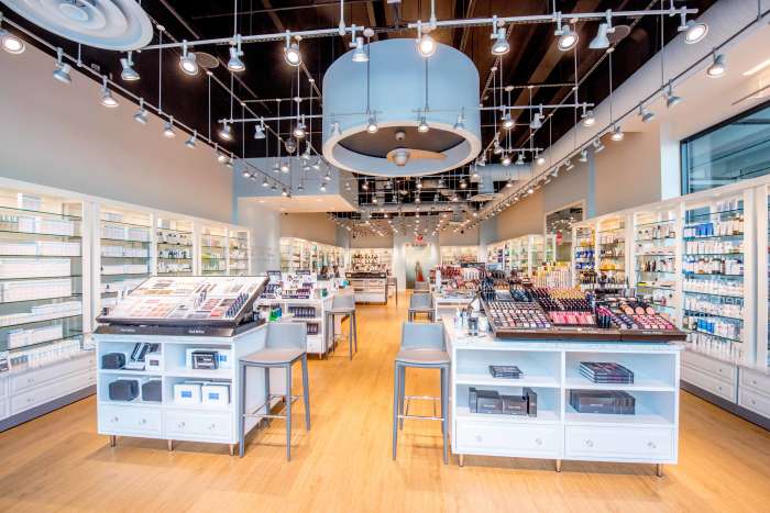 How Bluemercury's Marla Malcolm Beck Turned Her Passion for Beauty Into ...