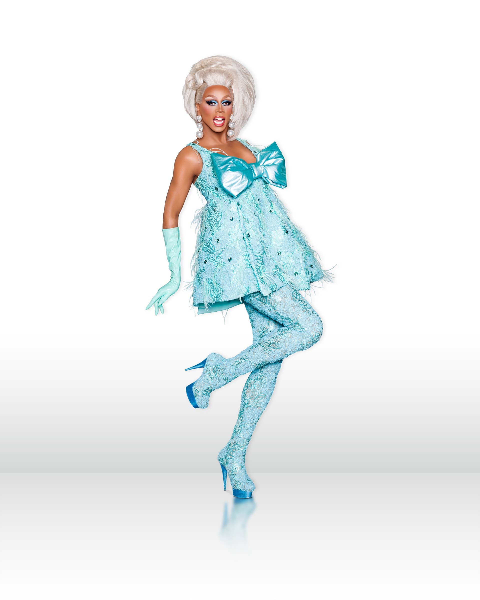 Behind-the-Scenes TV Wardrobe Secrets From All the Emmy-Nominated ...
