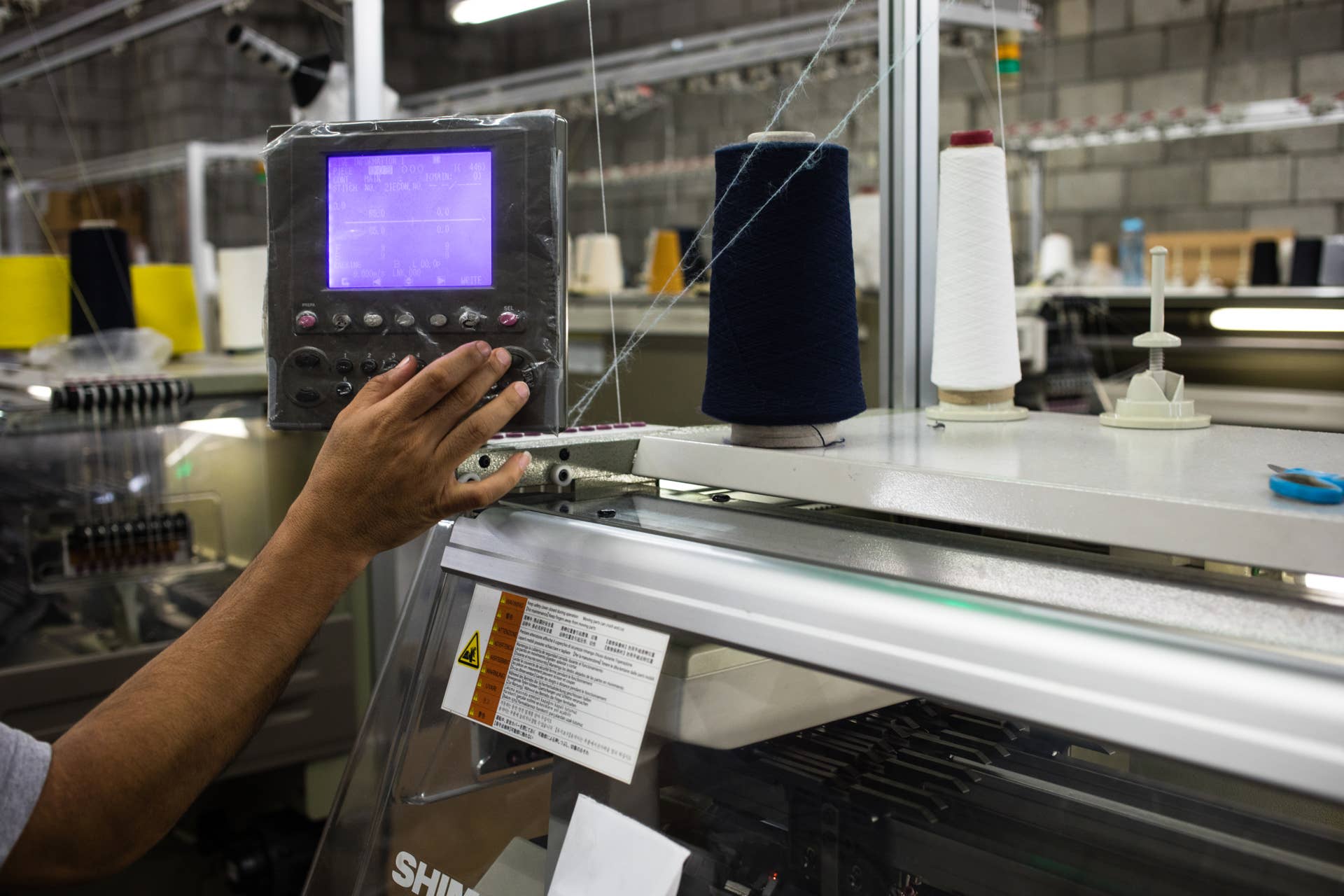 Factory Tour: Inside One of the Only Remaining U.S. Knitwear Factories ...