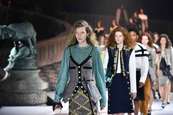 Louis Vuitton's Fall 2018 Collection Expertly Mixes the Past, Present ...