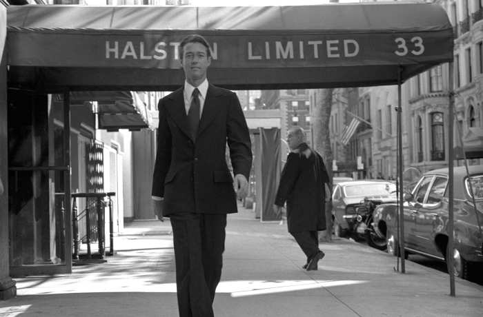 'Halston' Shows How Glamour Was the Late Designer's Most-Applauded ...