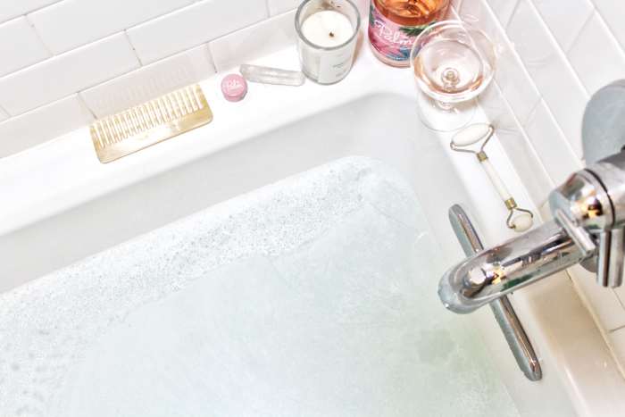 13 Dreamy Gift Ideas For Anyone Who Really Loves Taking Baths - Fashionista