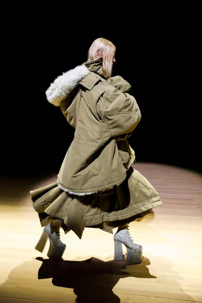 Marc Jacobs Brings Emotion and Self-Reflection to Surprise Runway ...