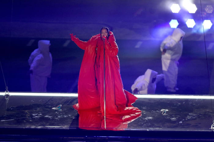 Rihanna Wears Red Loewe And Alaïa For Super Bowl 2023 Performance