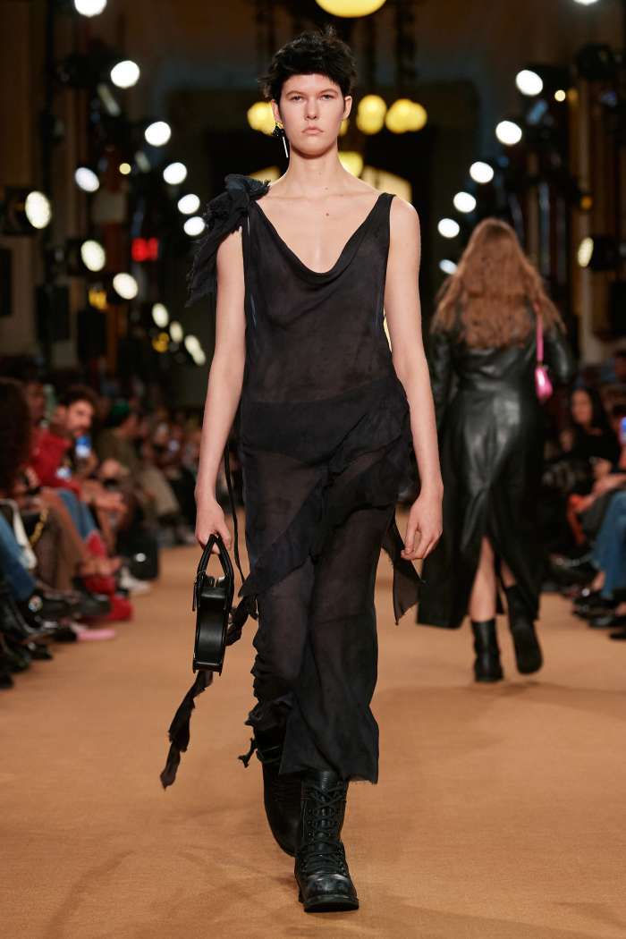 Coach Just Introduced so Many New Bags, Models Carried 2 at a Time ...