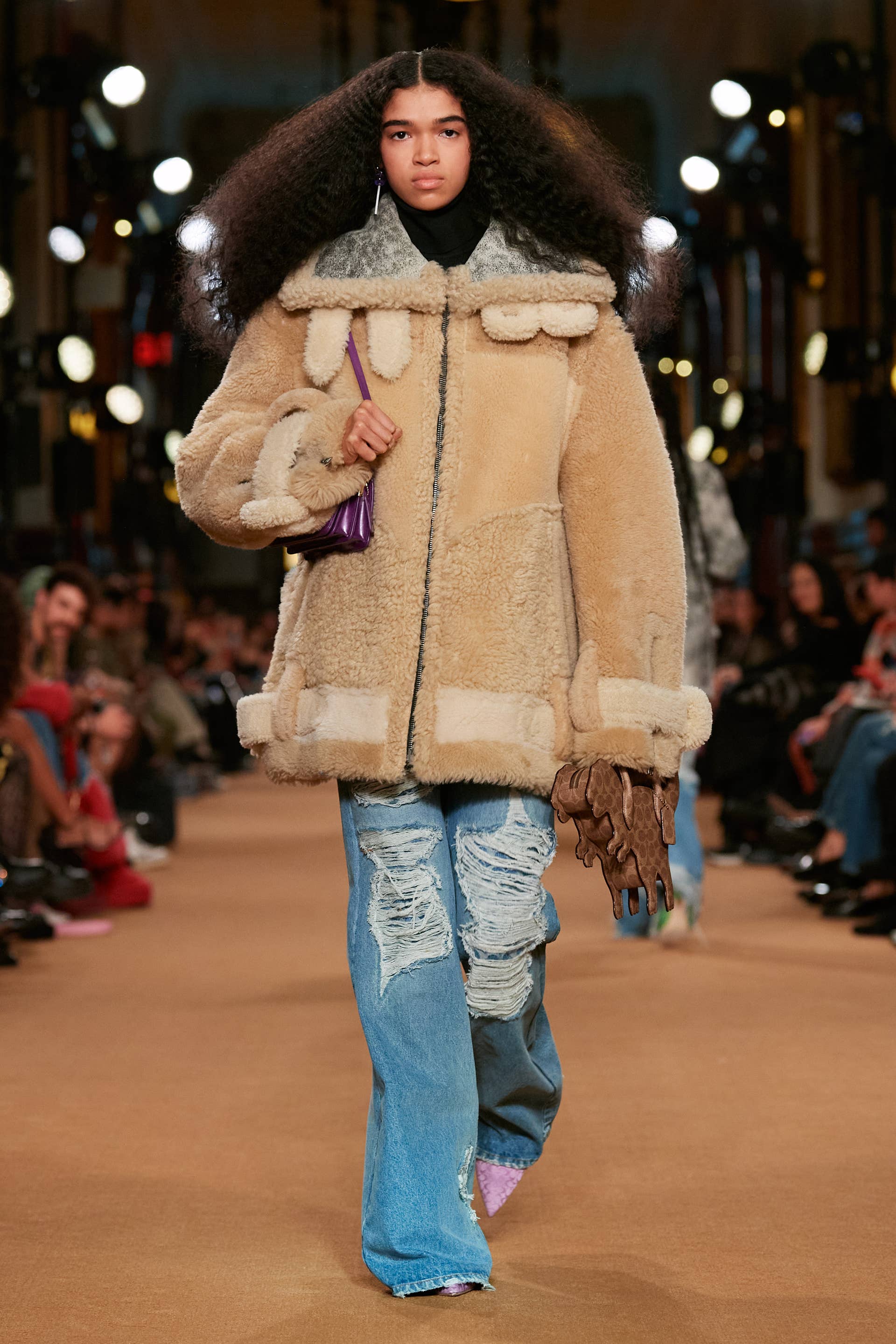 Coach Just Introduced so Many New Bags, Models Carried 2 at a Time ...