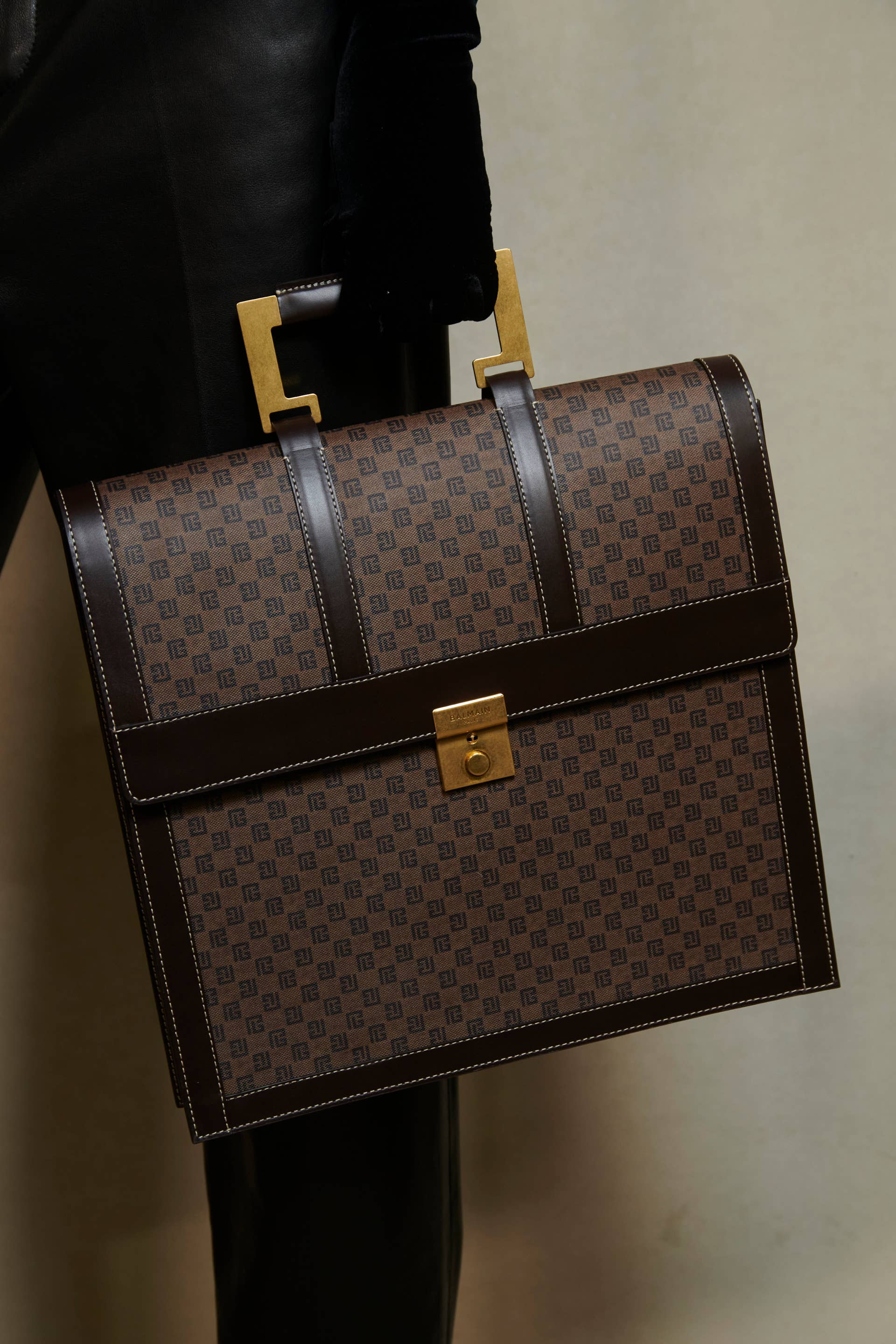 The 67 Best Bags From Paris Fashion Week Fall 2023 - Fashionista