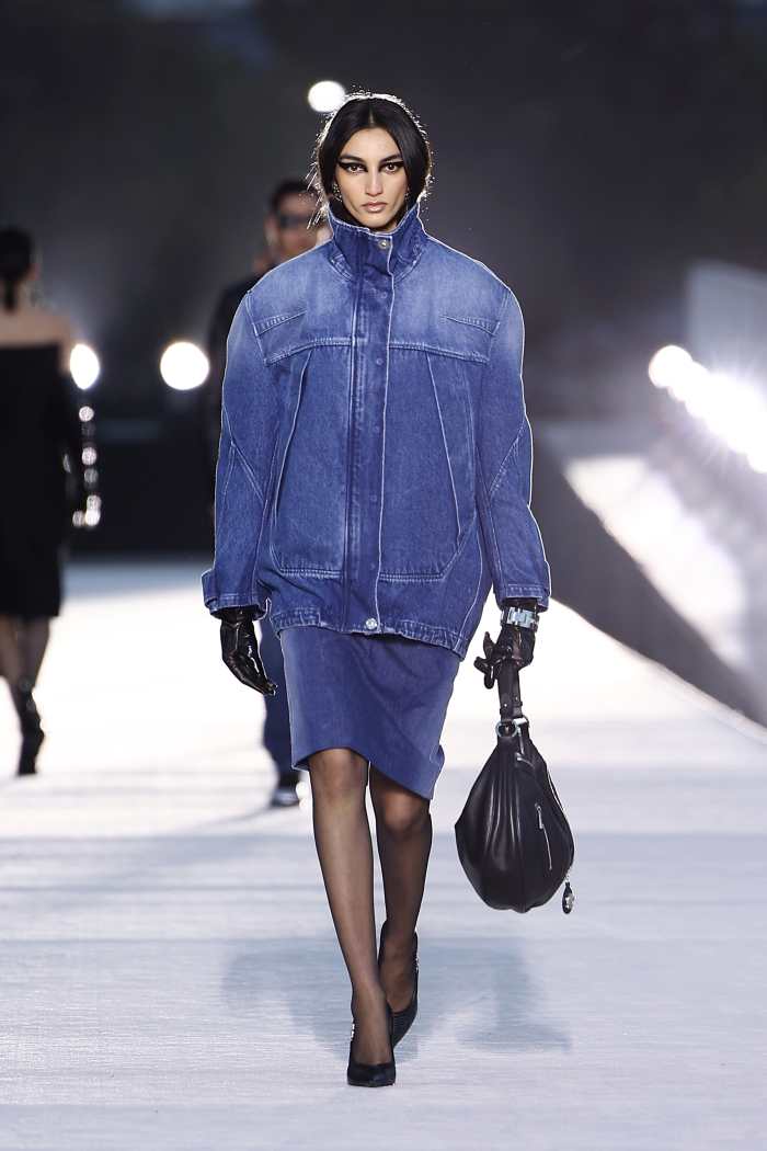 Versace's Fall 2023 Show in Los Angeles Brought Out the Celebs — and ...