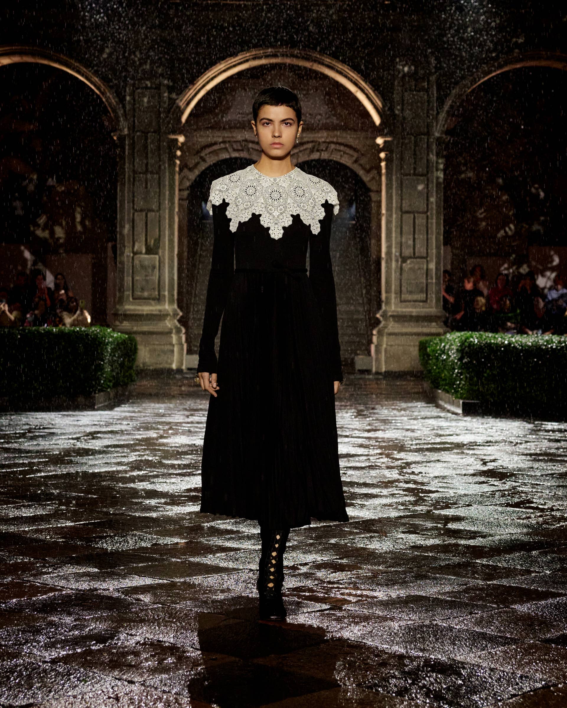 Dior Collaborates With Mexican Artisans for Cruise 2024 - Fashionista