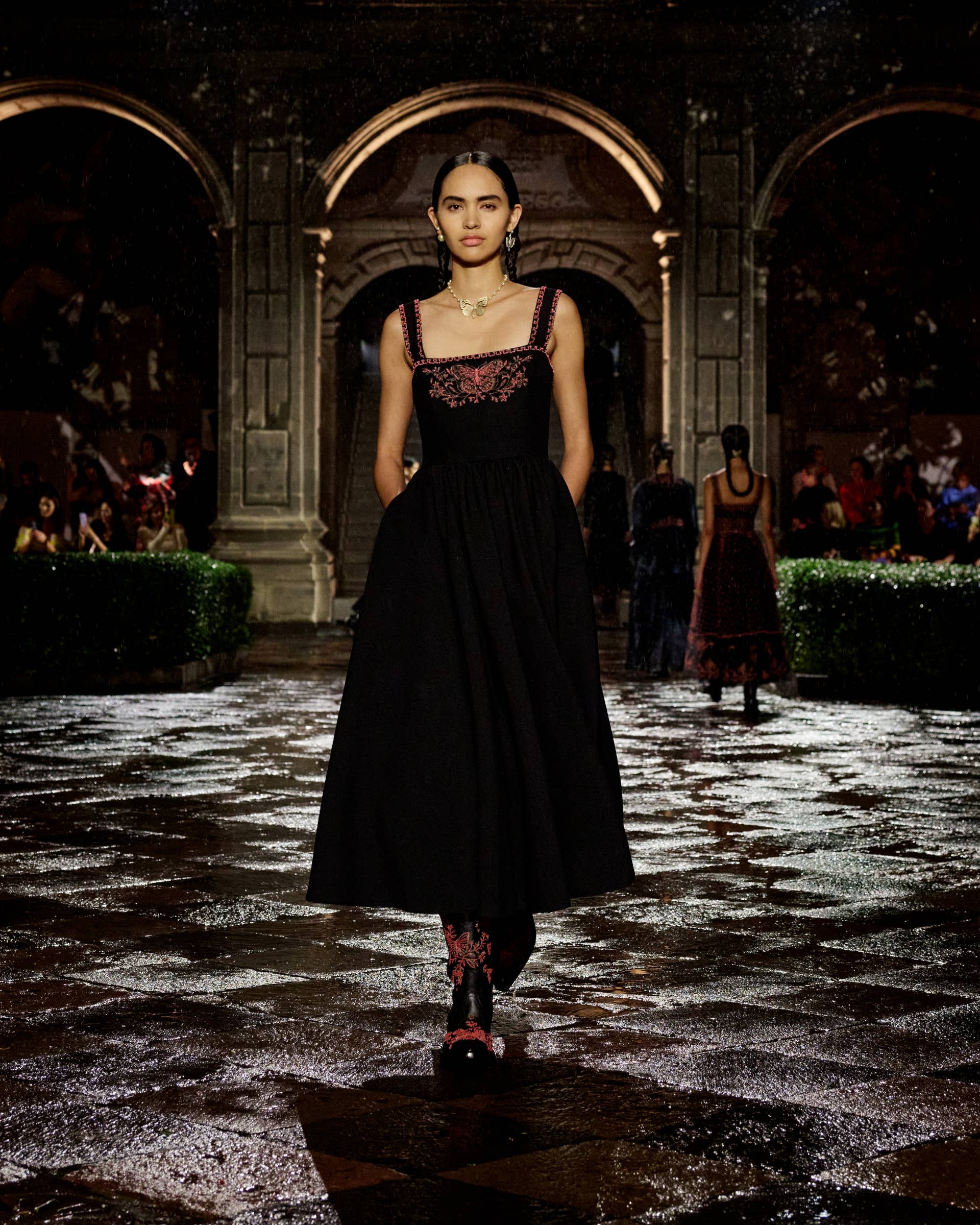 Dior Collaborates With Mexican Artisans for Cruise 2024 - Fashionista