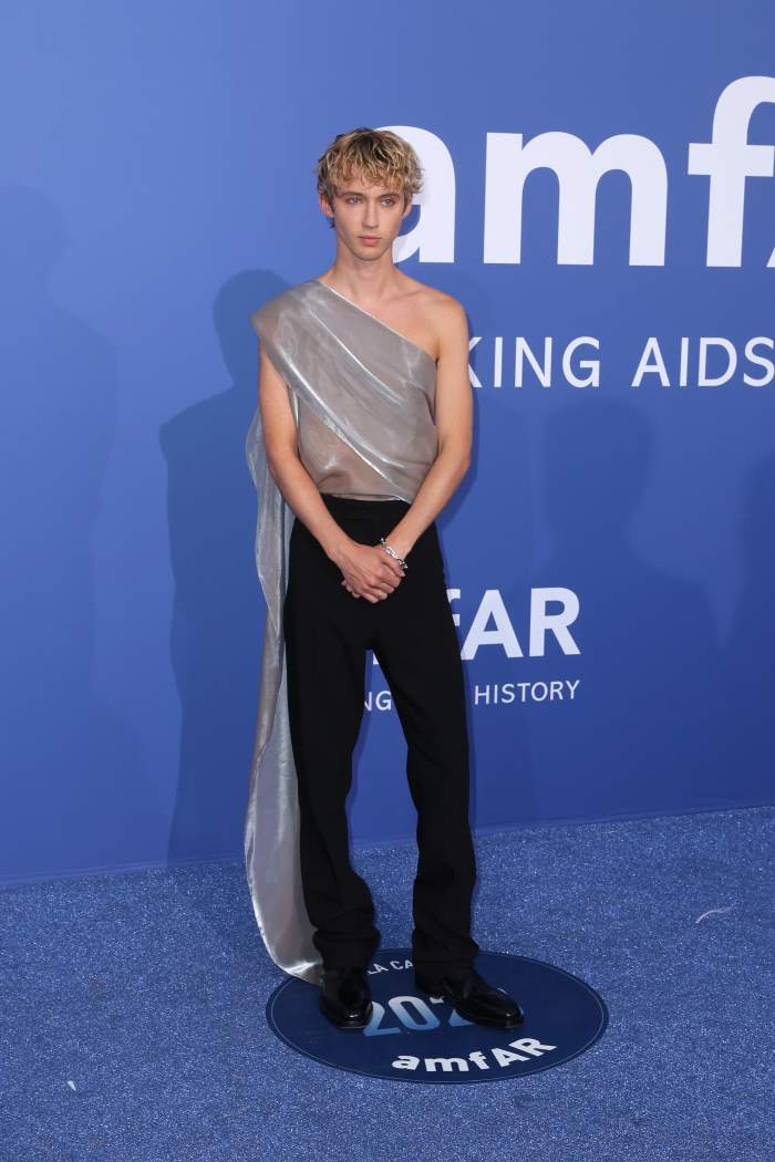 The Best Looks From the 2023 Cannes amfAR Gala - Fashionista