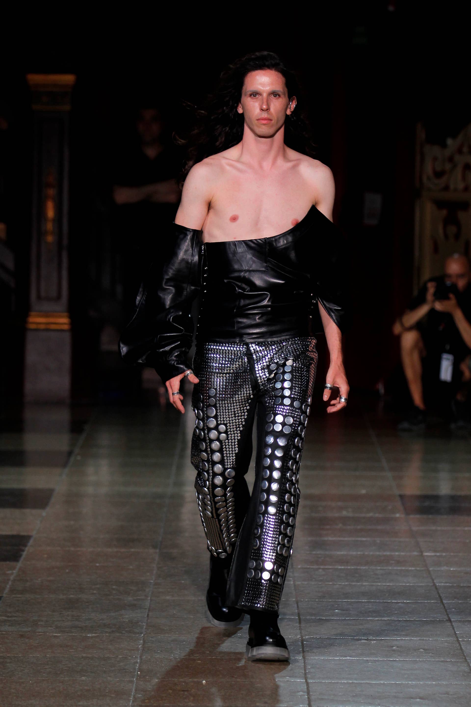 Watch IED Barcelona's Fashioners of the World 2023 Student Runway Show ...