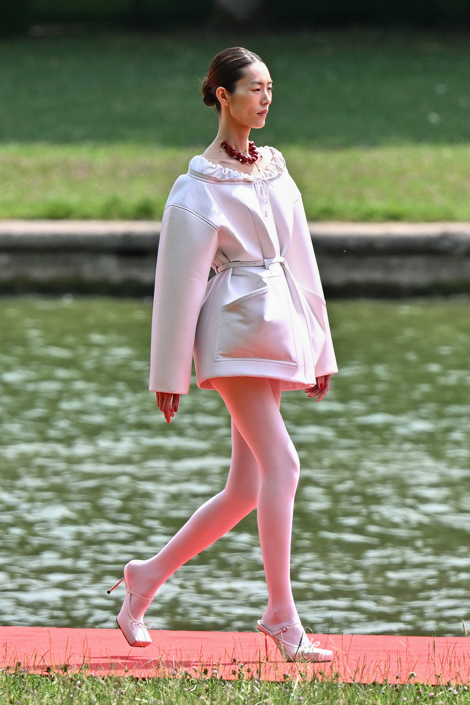 Jacquemus Embraces Delicate Femininity for Fall 2023 - Fashionista