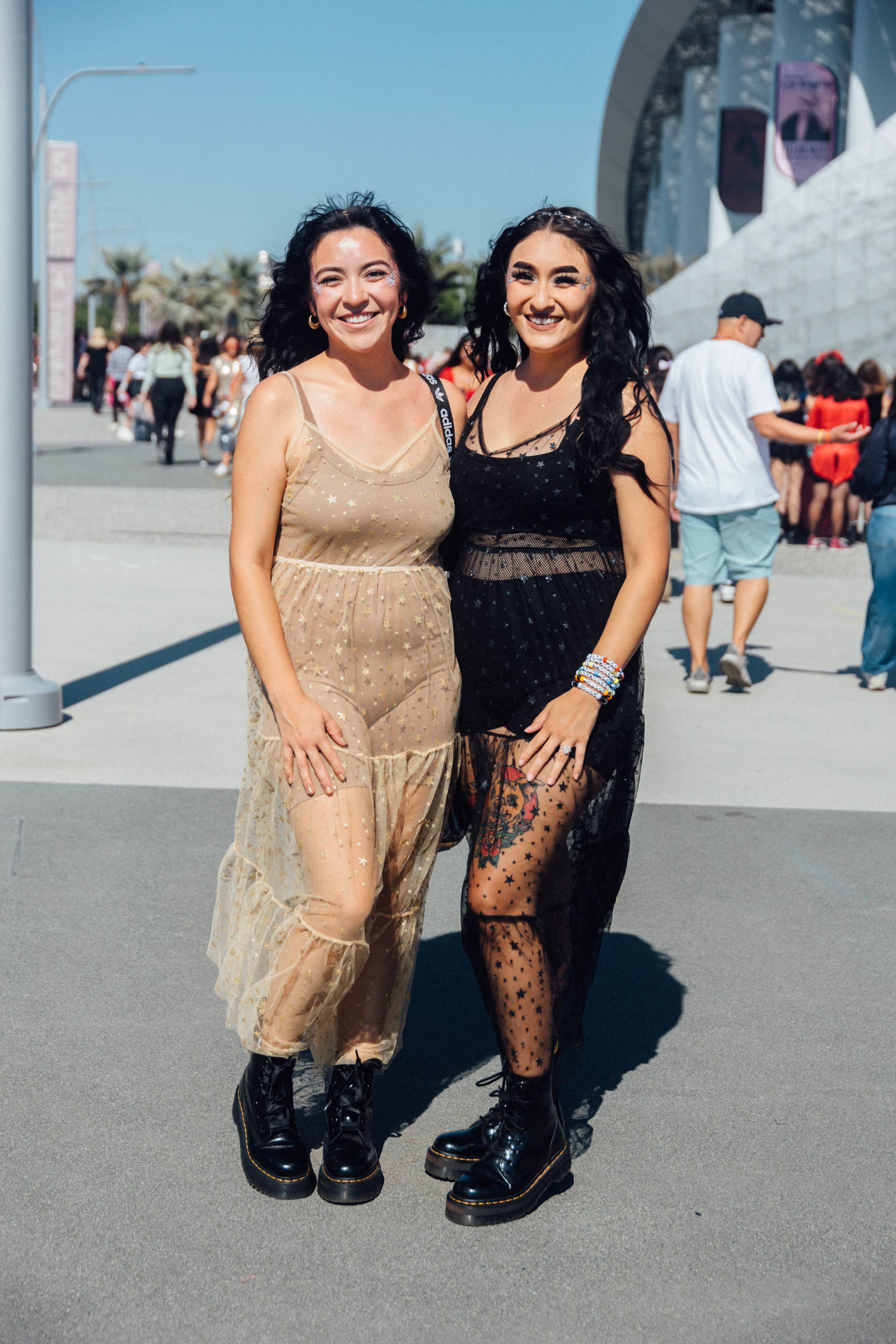 See What Fans Wore to Taylor Swift's Los Angeles 'Eras' Tour Concert ...