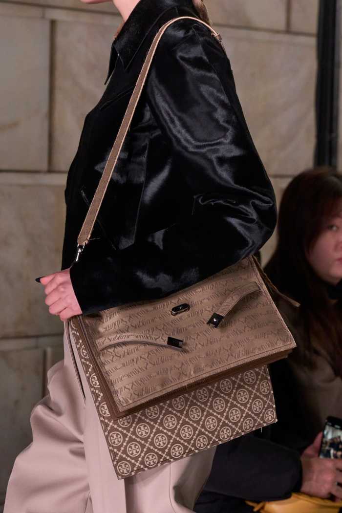 The 26 Best Bags From New York Fashion Week's Fall 2024 Runways ...