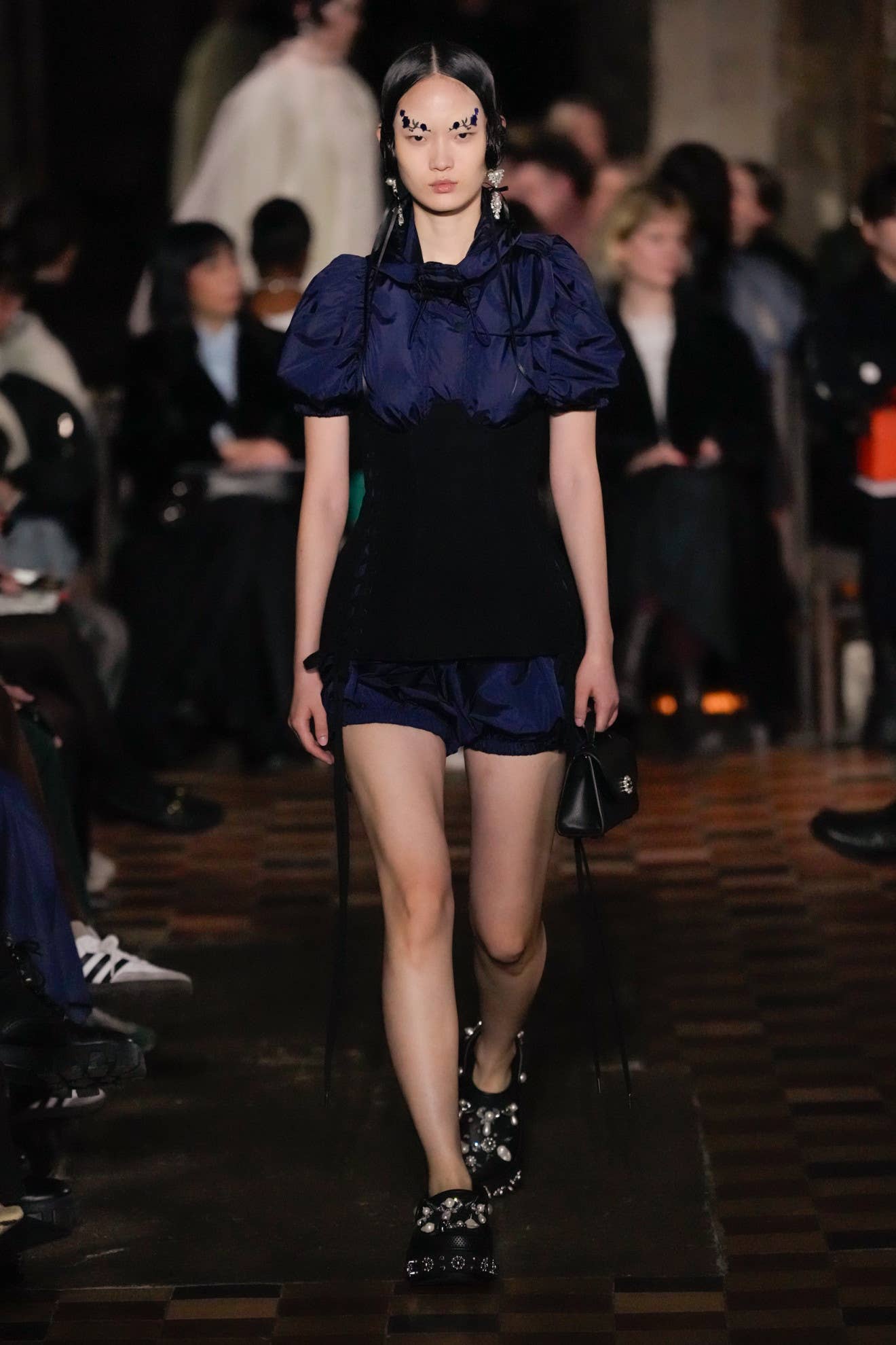Simone Rocha Gives Her Dreamy Silhouettes a Little More Shape With ...