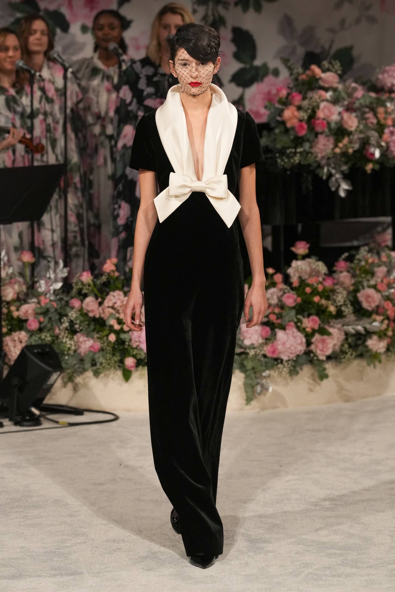 Richard Quinn Fall 2024 Is a Bridal-Inspired Continuation of Spring ...